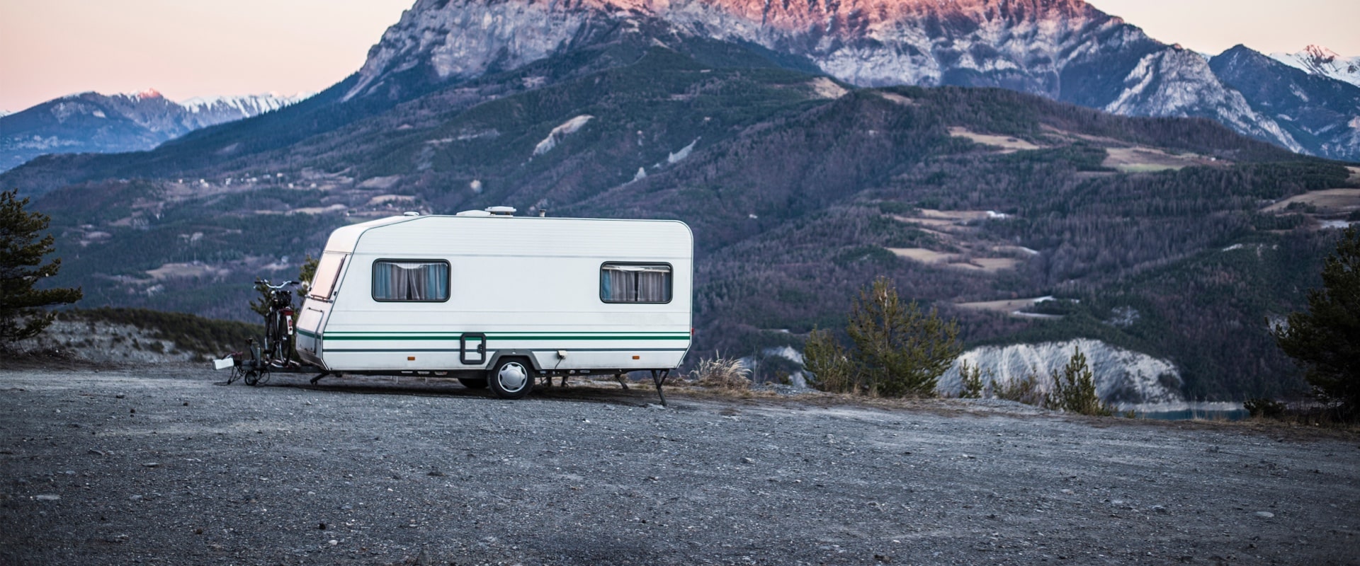 How to Remove Scratches From Caravan Windows? - Seals Direct