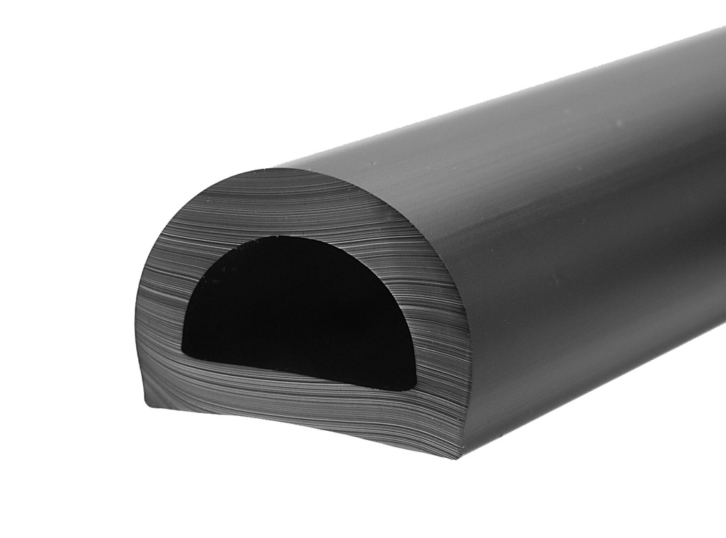 PFD568 | Black PVC D Fender | 32mm Base x 21mm Height