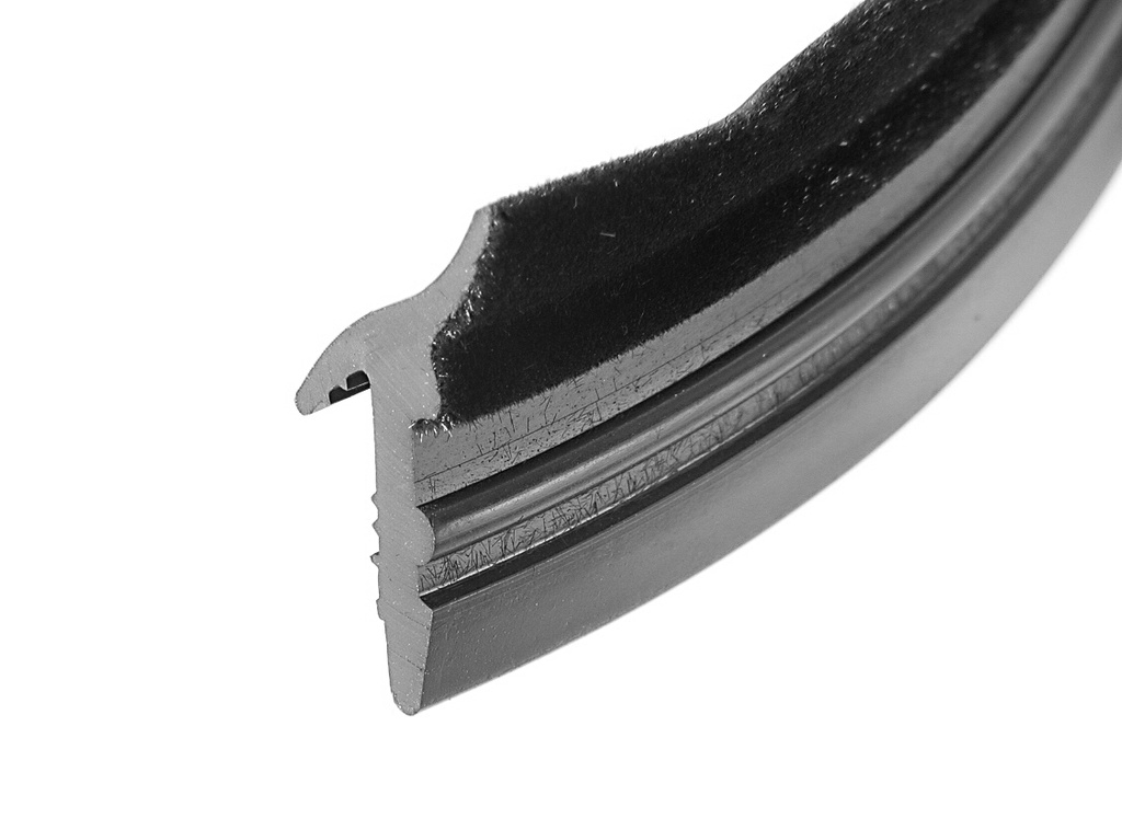 Triumph 2000, 2500 & Dolomite Outer Window Waist Strip